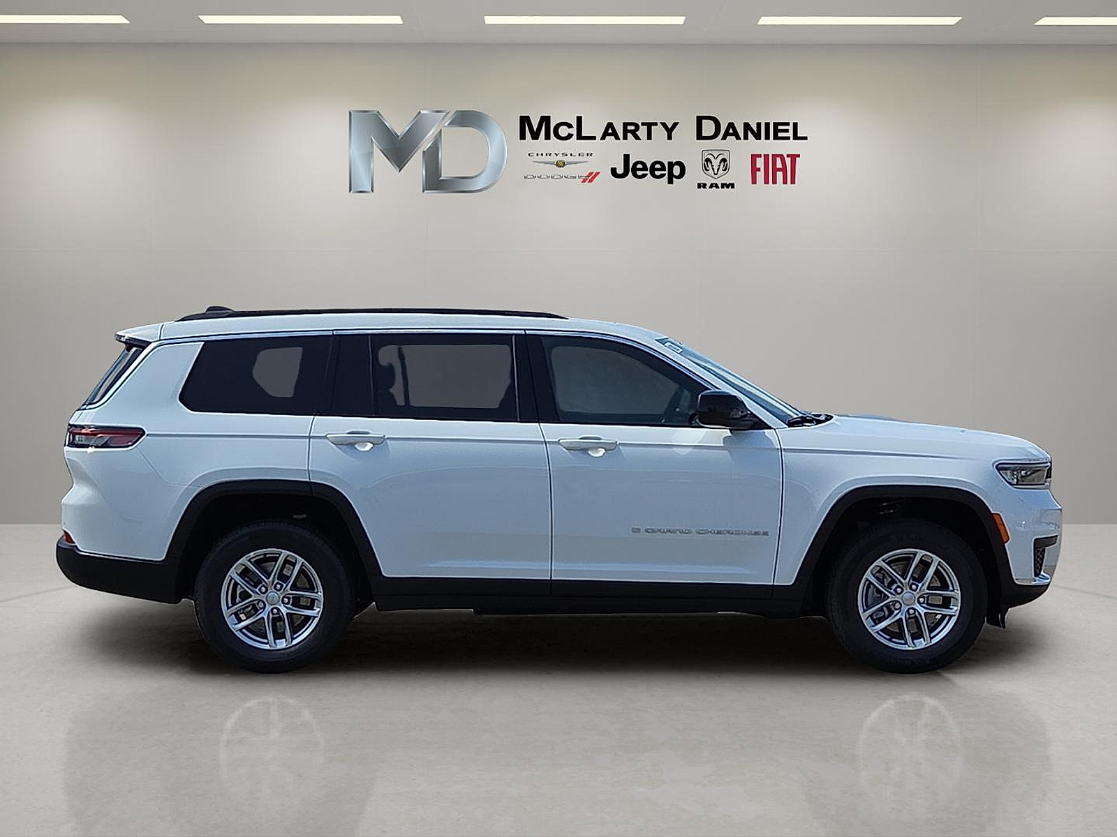 2025 Jeep Grand Cherokee L | Star Shopper NWA